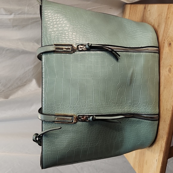 Bags | Mint Green Purse | Poshmark
